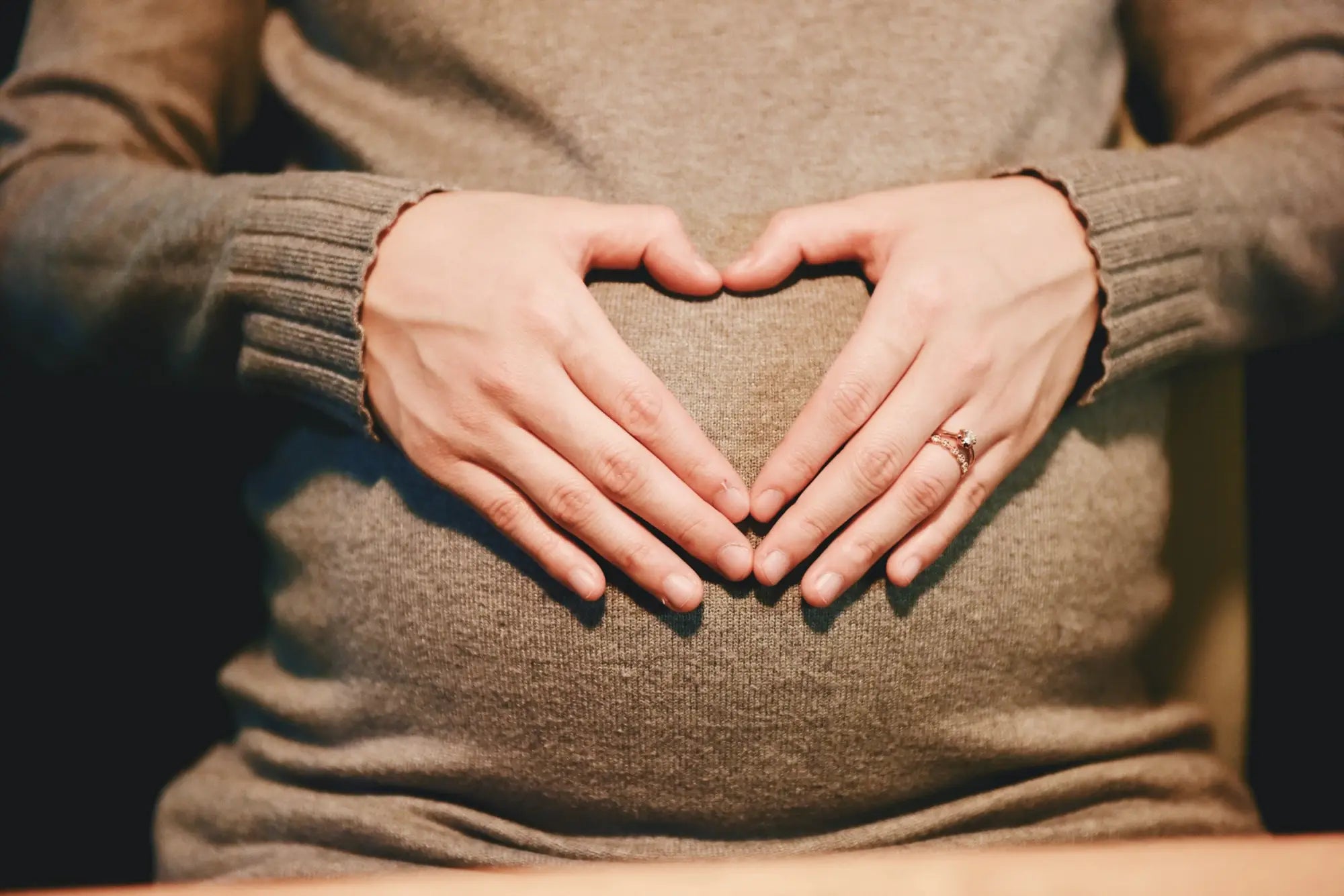 10 Tips for Staying Comfortable During Pregnancy – EMME